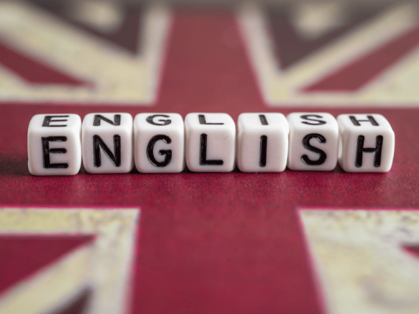 Cumprimentar em Inglês: aprofundando seus conhecimentos